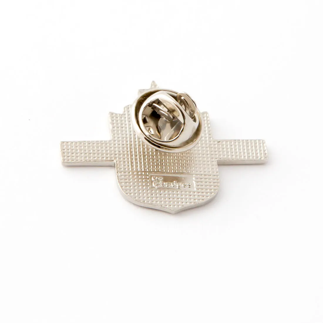 Choosing the Right Badge Fastener for Your Custom Designs - Ebadges